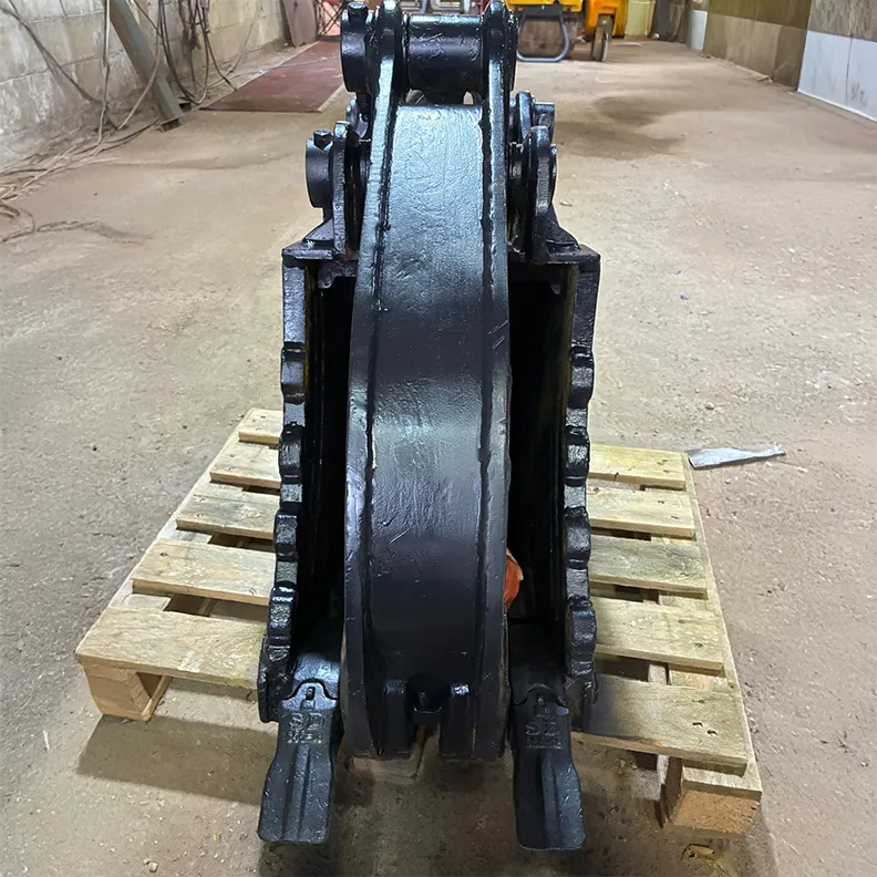 3T Rock Grab Excavator 2017 Attachment Impact Hydraulic - Compact Plant ...